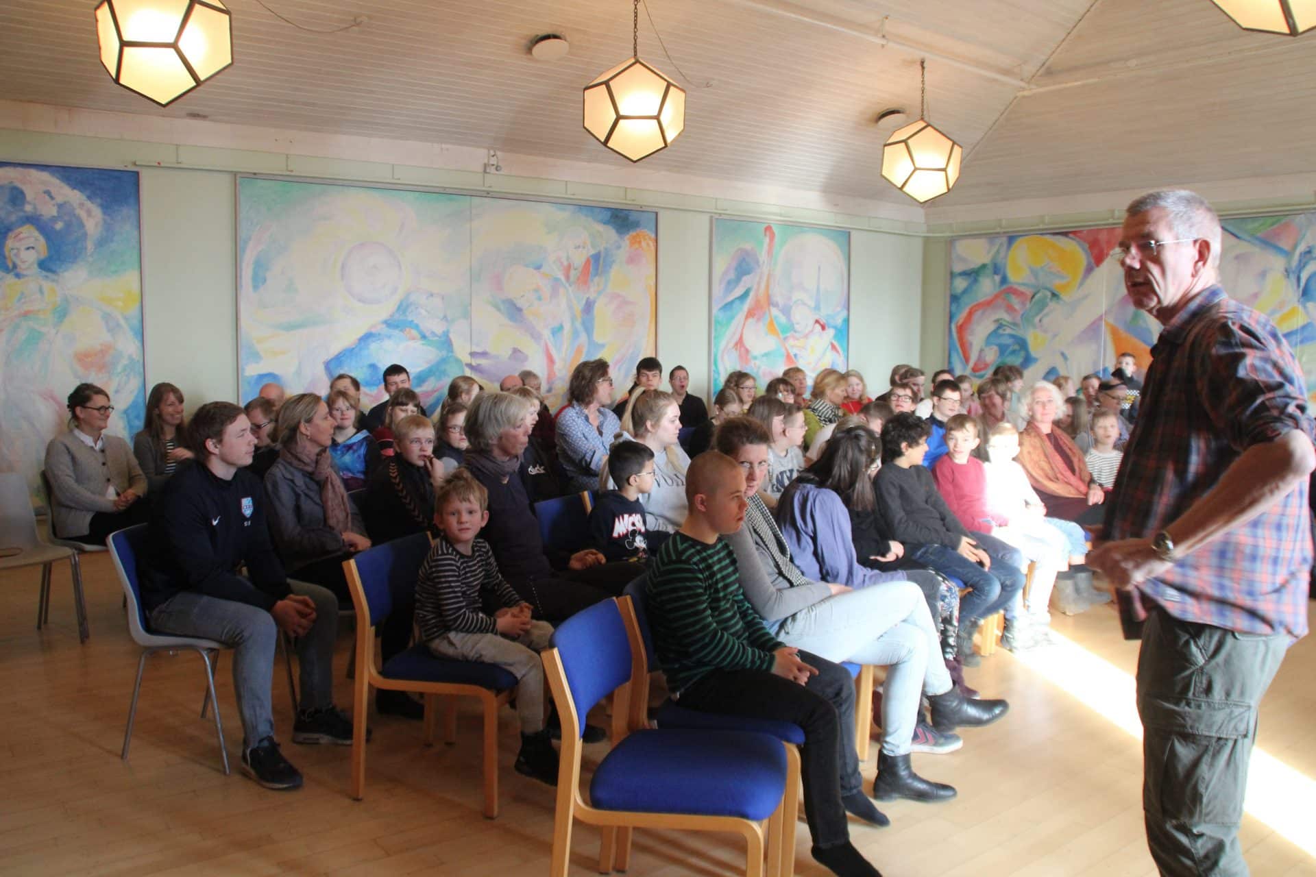 Koncert på Skolehjemmet med Robin Colvill - Marjatta